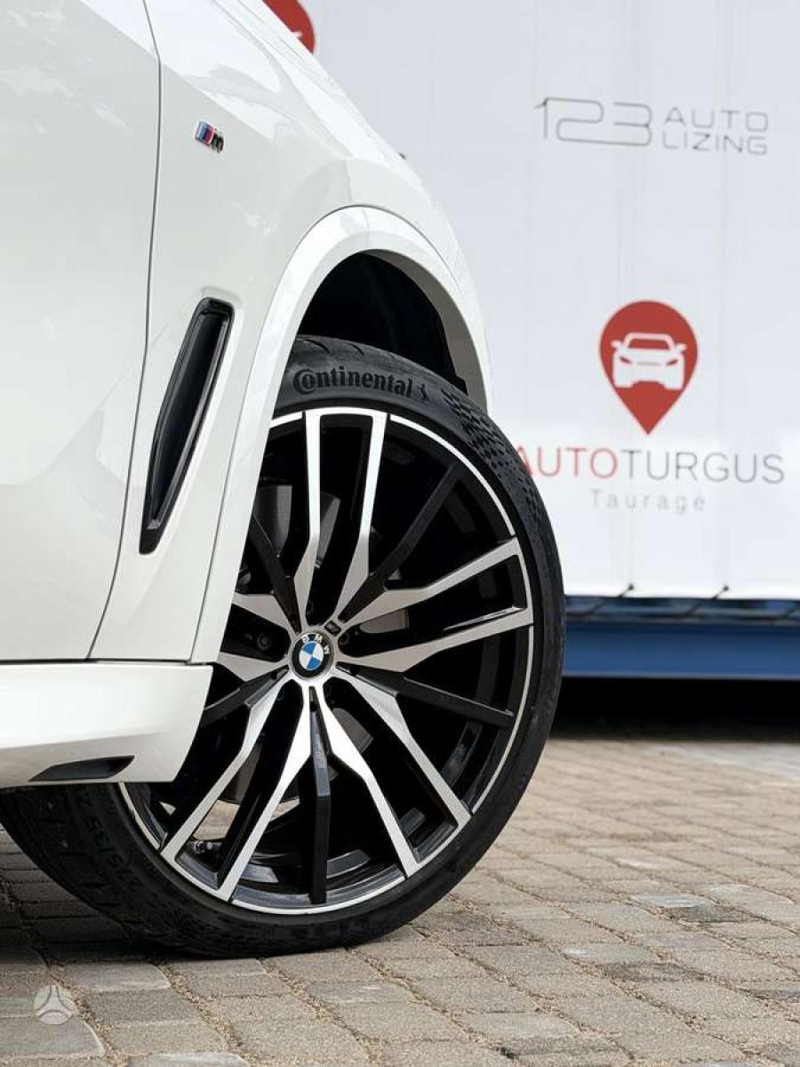 Balts BMW X5 2019 Tauragė, ar dzinēja tilpumu 2.99 L un nobraukumu 189 tūkst. km par 36800 €, foto 30 vietnē AUTOMOTO.COM.LV