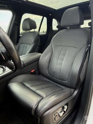 Balts BMW X5 2019 Tauragė, ar dzinēja tilpumu 2.99 L un nobraukumu 189 tūkst. km par 36800 €, foto 33 vietnē AUTOMOTO.COM.LV