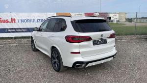 Balts BMW X5 2019 Marijampole, ar dzinēja tilpumu 2.99 L un nobraukumu 258 tūkst. km par 33900 €, foto 8 vietnē AUTOMOTO.COM.LV