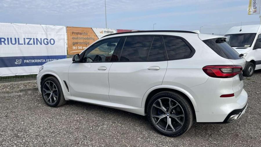 Balts BMW X5 2019 Marijampole, ar dzinēja tilpumu 2.99 L un nobraukumu 258 tūkst. km par 33900 €, foto 23 vietnē AUTOMOTO.COM.LV