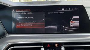 Balts BMW X5 2019 Marijampole, ar dzinēja tilpumu 2.99 L un nobraukumu 258 tūkst. km par 33900 €, foto 45 vietnē AUTOMOTO.COM.LV