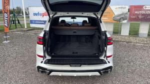 Balts BMW X5 2019 Marijampole, ar dzinēja tilpumu 2.99 L un nobraukumu 258 tūkst. km par 33900 €, foto 57 vietnē AUTOMOTO.COM.LV