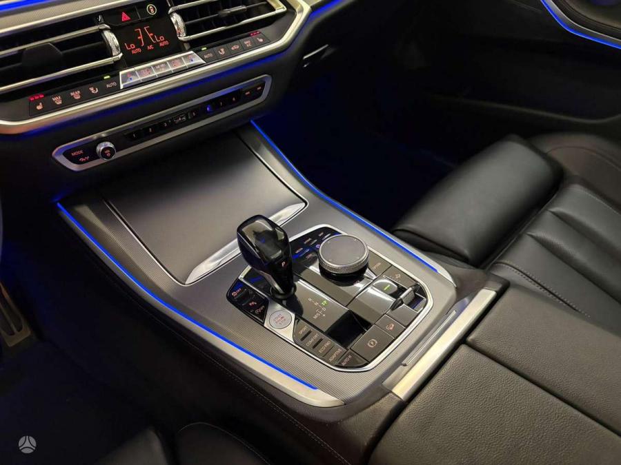 Balts BMW X5 2019 Marijampole, ar dzinēja tilpumu 2.99 L un nobraukumu 179 tūkst. km par 39999 €, foto 9 vietnē AUTOMOTO.COM.LV