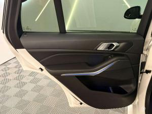 Balts BMW X5 2019 Marijampole, ar dzinēja tilpumu 2.99 L un nobraukumu 179 tūkst. km par 39999 €, foto 16 vietnē AUTOMOTO.COM.LV