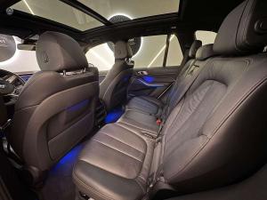 Balts BMW X5 2019 Marijampole, ar dzinēja tilpumu 2.99 L un nobraukumu 179 tūkst. km par 39999 €, foto 17 vietnē AUTOMOTO.COM.LV