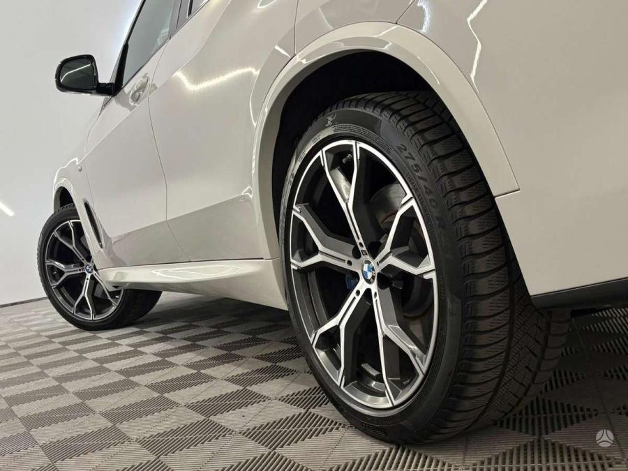 Balts BMW X5 2019 Marijampole, ar dzinēja tilpumu 2.99 L un nobraukumu 179 tūkst. km par 39999 €, foto 18 vietnē AUTOMOTO.COM.LV