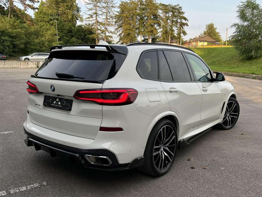 Balts BMW X5 2019 Viļņa, ar dzinēja tilpumu 2.99 L un nobraukumu 213 tūkst. km par 38600 €, foto 4 vietnē AUTOMOTO.COM.LV
