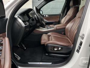 Balts BMW X5 2019 Viļņa, ar dzinēja tilpumu 2.99 L un nobraukumu 213 tūkst. km par 38600 €, foto 18 vietnē AUTOMOTO.COM.LV
