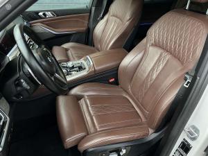 Balts BMW X5 2019 Viļņa, ar dzinēja tilpumu 2.99 L un nobraukumu 213 tūkst. km par 38600 €, foto 19 vietnē AUTOMOTO.COM.LV
