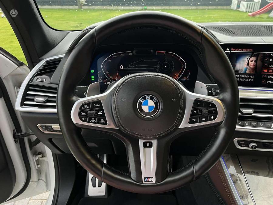 Balts BMW X5 2019 Viļņa, ar dzinēja tilpumu 2.99 L un nobraukumu 213 tūkst. km par 38600 €, foto 23 vietnē AUTOMOTO.COM.LV