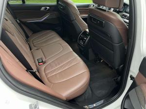 Balts BMW X5 2019 Viļņa, ar dzinēja tilpumu 2.99 L un nobraukumu 213 tūkst. km par 38600 €, foto 29 vietnē AUTOMOTO.COM.LV