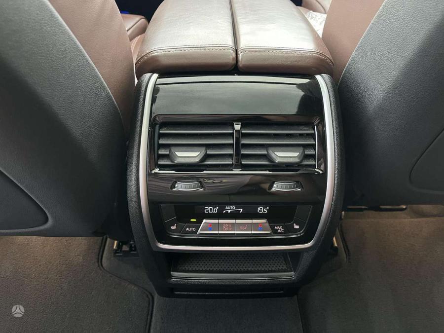 Balts BMW X5 2019 Viļņa, ar dzinēja tilpumu 2.99 L un nobraukumu 213 tūkst. km par 38600 €, foto 31 vietnē AUTOMOTO.COM.LV