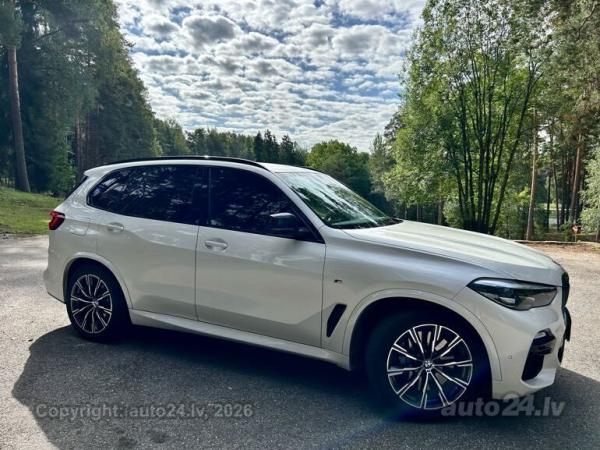 White BMW X5 2019 in Voru, with an engine capacity of 3.00 L and mileage of 255 thousand km for 32000 €, photo 3 on AUTOMOTO.COM.LV