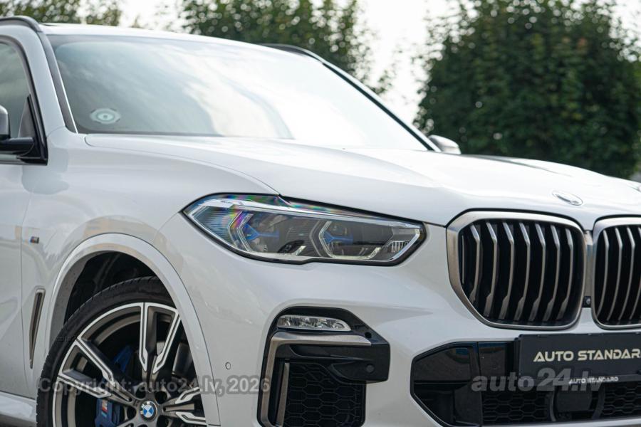 Balts BMW X5 2019 Tartu, ar dzinēja tilpumu 3.00 L un nobraukumu 92 tūkst. km par 49700 €, foto 4 vietnē AUTOMOTO.COM.LV