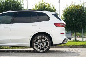 Balts BMW X5 2019 Tartu, ar dzinēja tilpumu 3.00 L un nobraukumu 92 tūkst. km par 49700 €, foto 13 vietnē AUTOMOTO.COM.LV