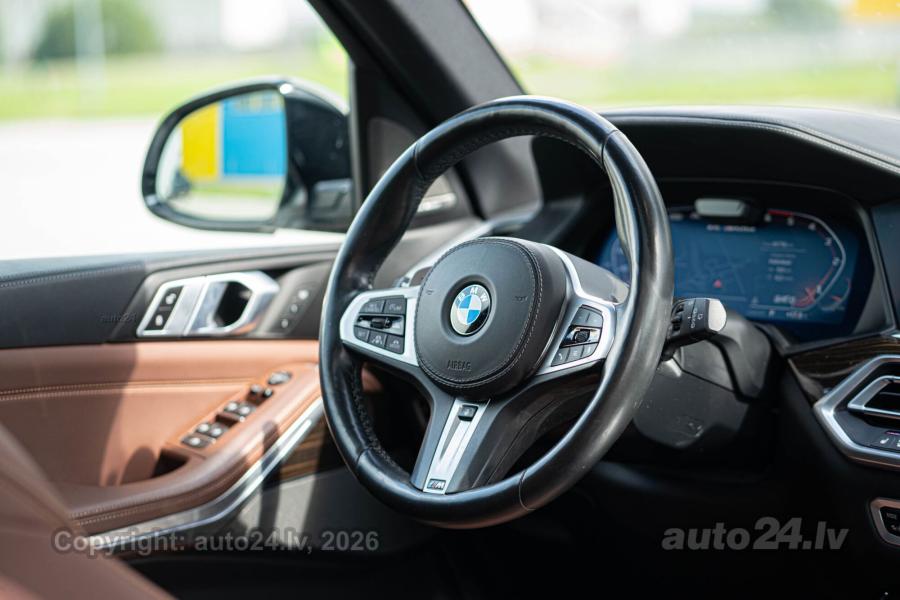 Balts BMW X5 2019 Tartu, ar dzinēja tilpumu 3.00 L un nobraukumu 92 tūkst. km par 49700 €, foto 15 vietnē AUTOMOTO.COM.LV