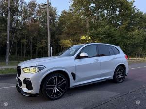 White BMW X5 2019 in Kaunas, with an engine capacity of 2.99 L and mileage of 285 thousand km for 40000 €, photo 5 on AUTOMOTO.COM.LV
