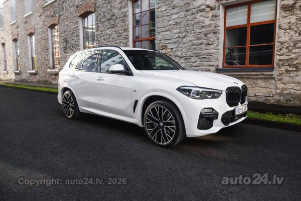 White BMW X5 2019 in Tallinn, with an engine capacity of 3.00 L and mileage of 153 thousand km for 41000 €, photo 3 on AUTOMOTO.COM.LV
