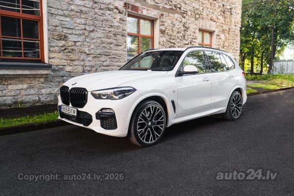 White BMW X5 2019 in Tallinn, with an engine capacity of 3.00 L and mileage of 153 thousand km for 41000 €, photo 4 on AUTOMOTO.COM.LV