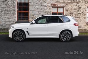 White BMW X5 2019 in Tallinn, with an engine capacity of 3.00 L and mileage of 153 thousand km for 41000 €, photo 6 on AUTOMOTO.COM.LV