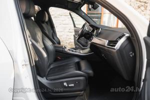 White BMW X5 2019 in Tallinn, with an engine capacity of 3.00 L and mileage of 153 thousand km for 41000 €, photo 12 on AUTOMOTO.COM.LV