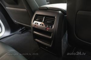 White BMW X5 2019 in Tallinn, with an engine capacity of 3.00 L and mileage of 153 thousand km for 41000 €, photo 29 on AUTOMOTO.COM.LV