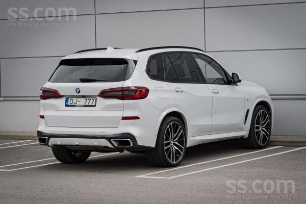 Balts BMW X5 2019 Rīga, ar dzinēja tilpumu 3.00 L un nobraukumu 153 tūkst. km par 39950 €, foto 5 vietnē AUTOMOTO.COM.LV