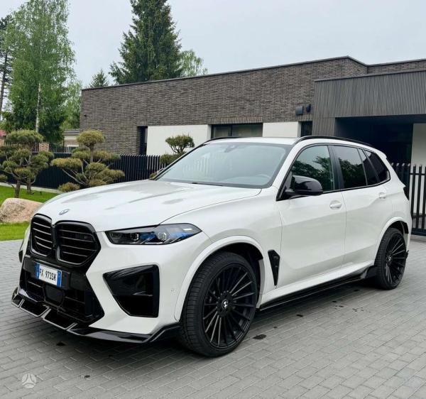 White BMW X5 2019 in Vilnius, with an engine capacity of 2.99 L and mileage of 135 thousand km for 44000 €, photo 1 on AUTOMOTO.COM.LV