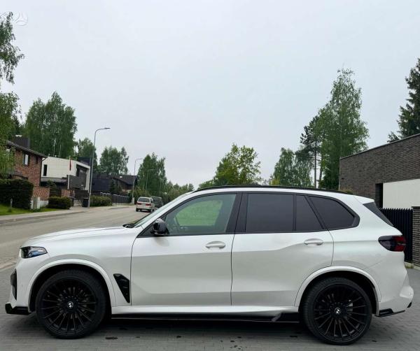 White BMW X5 2019 in Vilnius, with an engine capacity of 2.99 L and mileage of 135 thousand km for 44000 €, photo 9 on AUTOMOTO.COM.LV