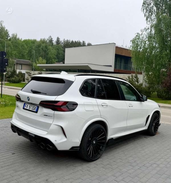 White BMW X5 2019 in Vilnius, with an engine capacity of 2.99 L and mileage of 135 thousand km for 44000 €, photo 11 on AUTOMOTO.COM.LV