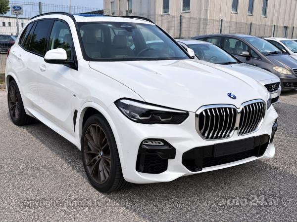 White BMW X5 2019 in Tallinn, with an engine capacity of 3.00 L and mileage of 163 thousand km for 31900 €, photo 1 on AUTOMOTO.COM.LV