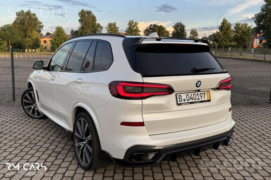 Balts BMW X5 2020 Jelgava, ar dzinēja tilpumu 3.00 L un nobraukumu 0 tūkst. km par 47777 €, foto 3 vietnē AUTOMOTO.COM.LV