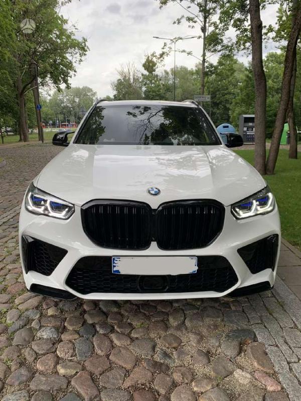 White BMW X5 2020 in Kaunas, with an engine capacity of 3.00 L and mileage of 17 thousand km for 46500 €, photo 1 on AUTOMOTO.COM.LV