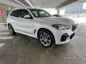 White BMW X5 2020 in Tallinn, with an engine capacity of 3.00 L and mileage of 109 thousand km for 49500 €, photo 12 on AUTOMOTO.COM.LV