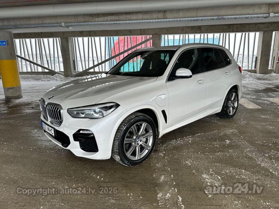White BMW X5 2020 in Tallinn, with an engine capacity of 3.00 L and mileage of 109 thousand km for 49500 €, photo 13 on AUTOMOTO.COM.LV
