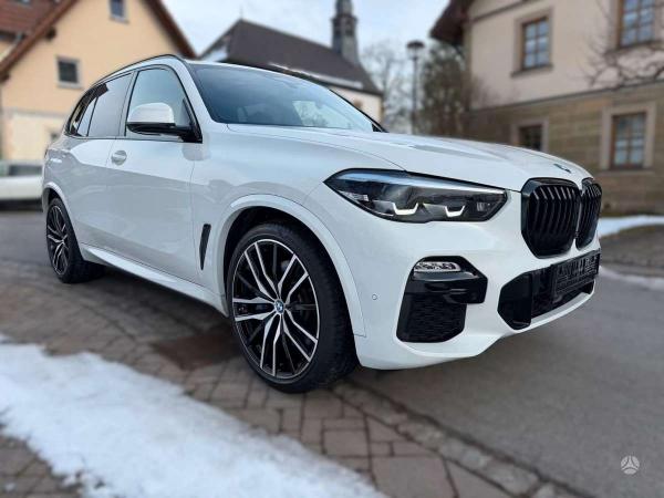 Balts BMW X5 2020 Viļņa, ar dzinēja tilpumu 3.00 L un nobraukumu 81 tūkst. km par 49699 €, foto 2 vietnē AUTOMOTO.COM.LV