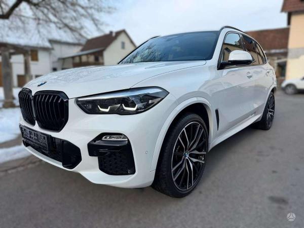 Balts BMW X5 2020 Viļņa, ar dzinēja tilpumu 3.00 L un nobraukumu 81 tūkst. km par 49699 €, foto 4 vietnē AUTOMOTO.COM.LV