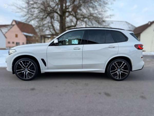 Balts BMW X5 2020 Viļņa, ar dzinēja tilpumu 3.00 L un nobraukumu 81 tūkst. km par 49699 €, foto 6 vietnē AUTOMOTO.COM.LV