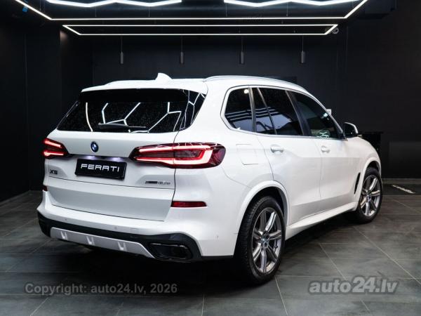 Balts BMW X5 2020 Tallina, ar dzinēja tilpumu 3.00 L un nobraukumu 114 tūkst. km par 52900 €, foto 2 vietnē AUTOMOTO.COM.LV