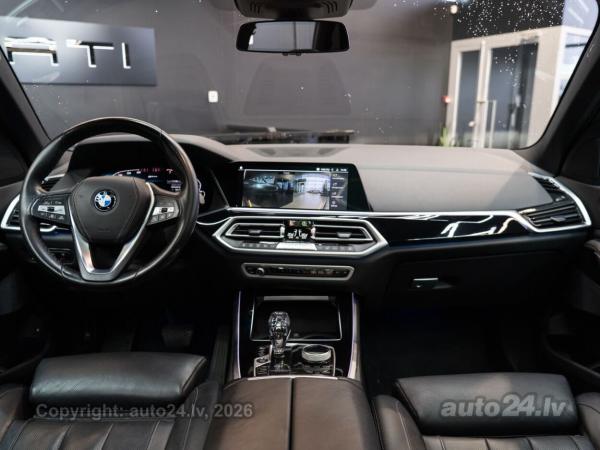 Balts BMW X5 2020 Tallina, ar dzinēja tilpumu 3.00 L un nobraukumu 114 tūkst. km par 52900 €, foto 8 vietnē AUTOMOTO.COM.LV