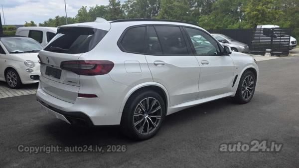 Balts BMW X5 2020 Tallina, ar dzinēja tilpumu 3.00 L un nobraukumu 97 tūkst. km par 51000 €, foto 3 vietnē AUTOMOTO.COM.LV