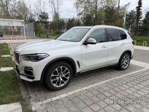 Белый БМВ Х5 2020 в Таллин, объемом двигателя 3.00 л и пробегом 189 тыс. км за 39500 €, фото 3 на AUTOMOTO.COM.LV