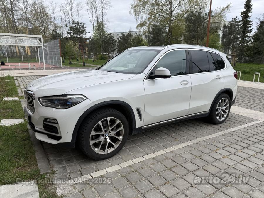 Белый БМВ Х5 2020 в Таллин, объемом двигателя 3.00 л и пробегом 189 тыс. км за 39500 €, фото 3 на AUTOMOTO.COM.LV