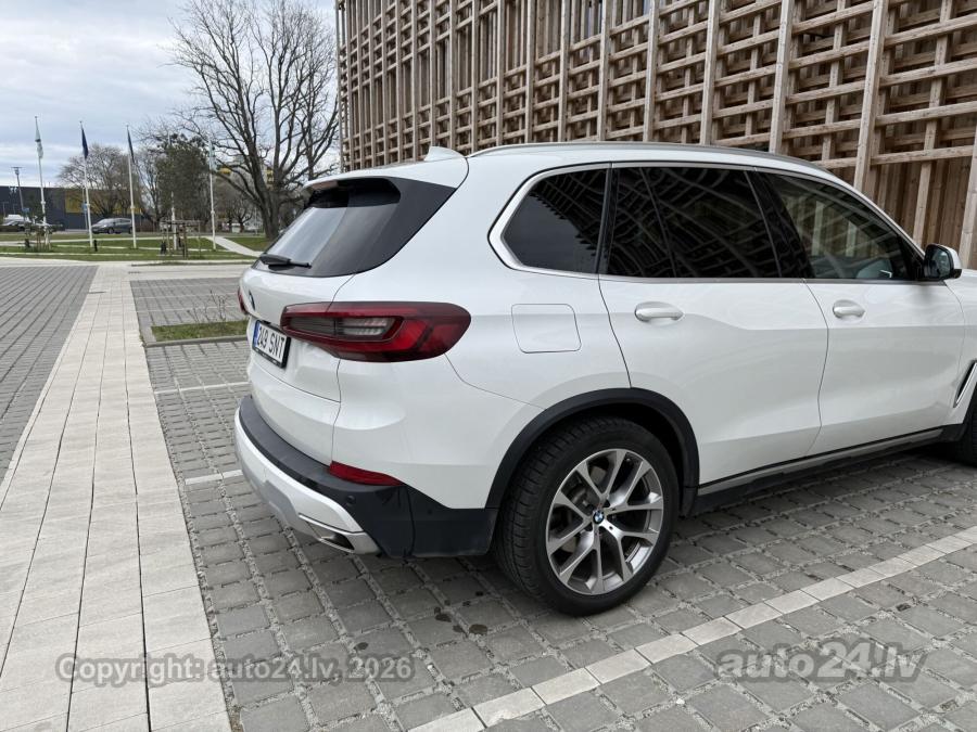 Белый БМВ Х5 2020 в Таллин, объемом двигателя 3.00 л и пробегом 189 тыс. км за 39500 €, фото 8 на AUTOMOTO.COM.LV