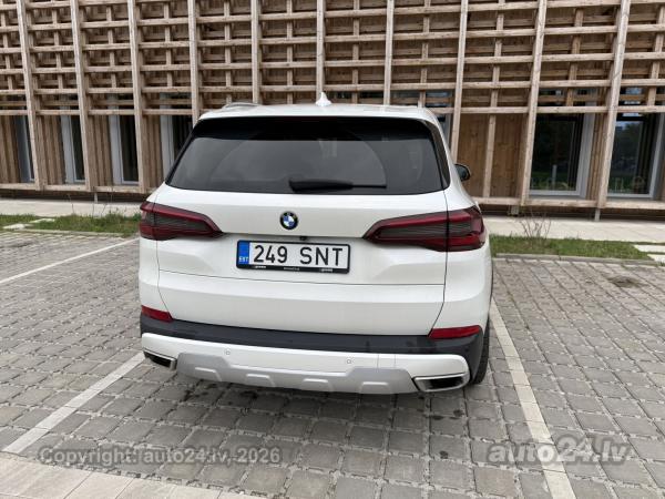 Белый БМВ Х5 2020 в Таллин, объемом двигателя 3.00 л и пробегом 189 тыс. км за 39500 €, фото 8 на AUTOMOTO.COM.LV