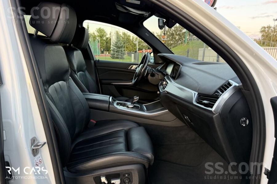 Balts BMW X5 2020 Jelgava, ar dzinēja tilpumu 3.00 L un nobraukumu 0 tūkst. km par 43000 €, foto 13 vietnē AUTOMOTO.COM.LV