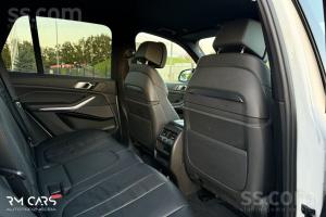 Balts BMW X5 2020 Jelgava, ar dzinēja tilpumu 3.00 L un nobraukumu 0 tūkst. km par 43000 €, foto 14 vietnē AUTOMOTO.COM.LV