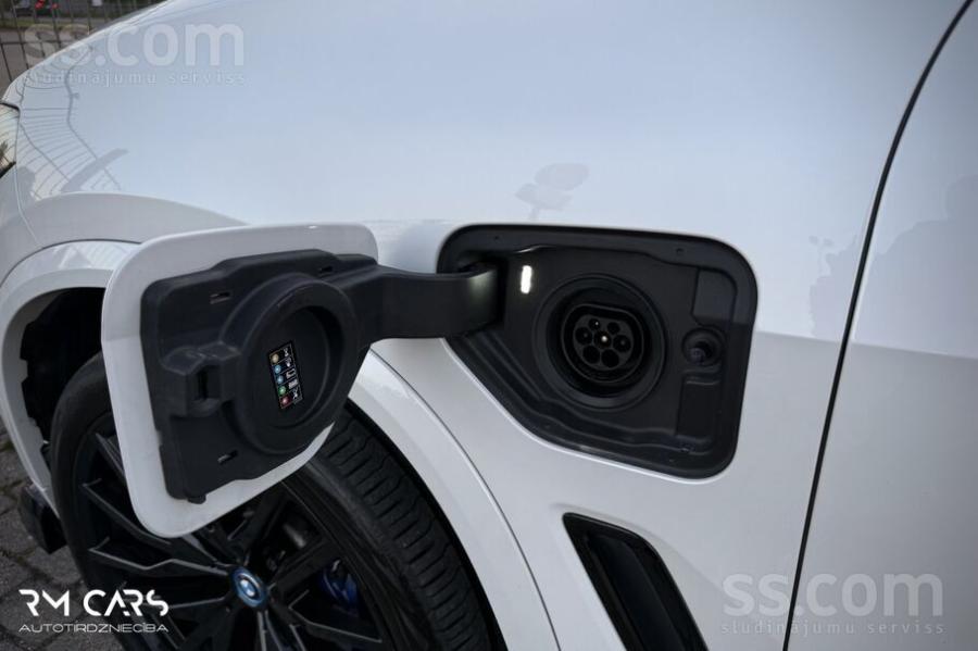 Balts BMW X5 2020 Jelgava, ar dzinēja tilpumu 3.00 L un nobraukumu 0 tūkst. km par 43000 €, foto 36 vietnē AUTOMOTO.COM.LV