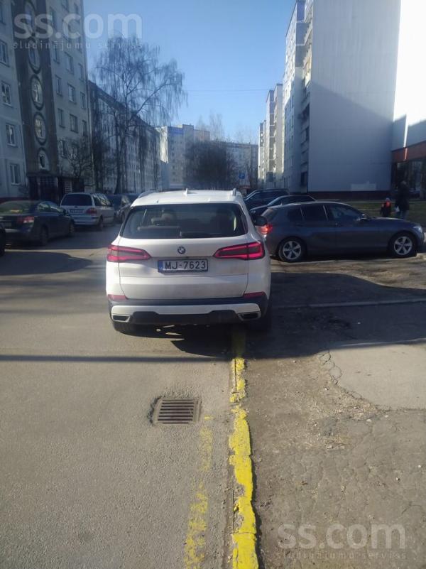 Balts BMW X5 2020 Rīga, ar dzinēja tilpumu 3.00 L un nobraukumu 66 tūkst. km par 41000 €, foto 5 vietnē AUTOMOTO.COM.LV