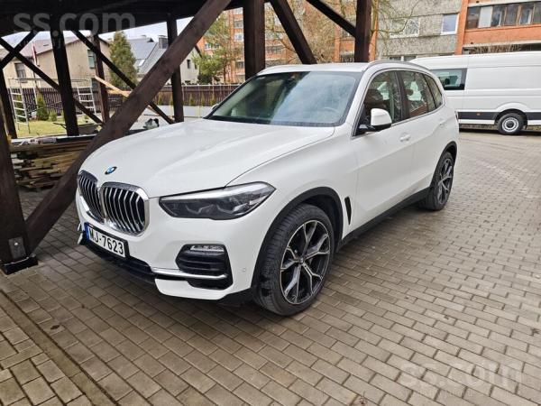 Balts BMW X5 2020 Rīga, ar dzinēja tilpumu 3.00 L un nobraukumu 66 tūkst. km par 41000 €, foto 8 vietnē AUTOMOTO.COM.LV